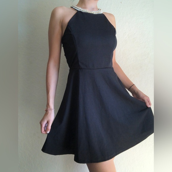 Charlotte Russe | Dresses | Small Black Halter Charlotte Russe Mini ...